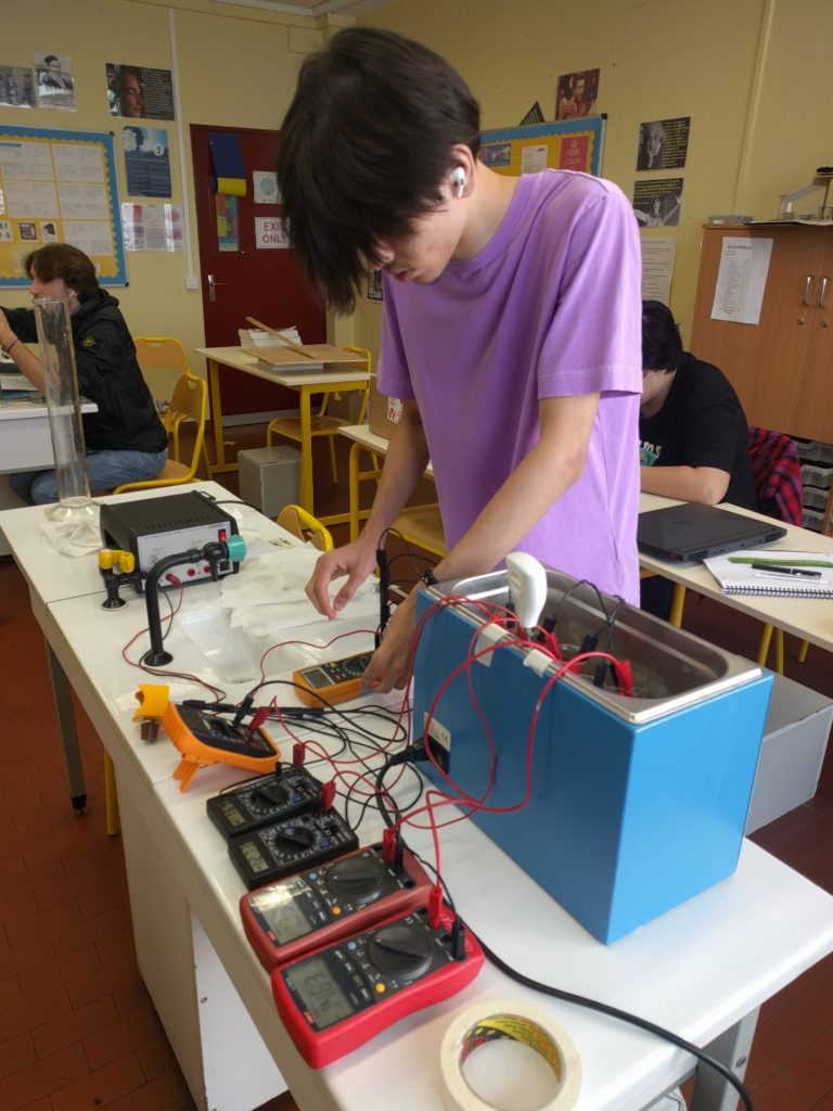 Physics Internal Assessment Projects - 2022 - International School of Lyon